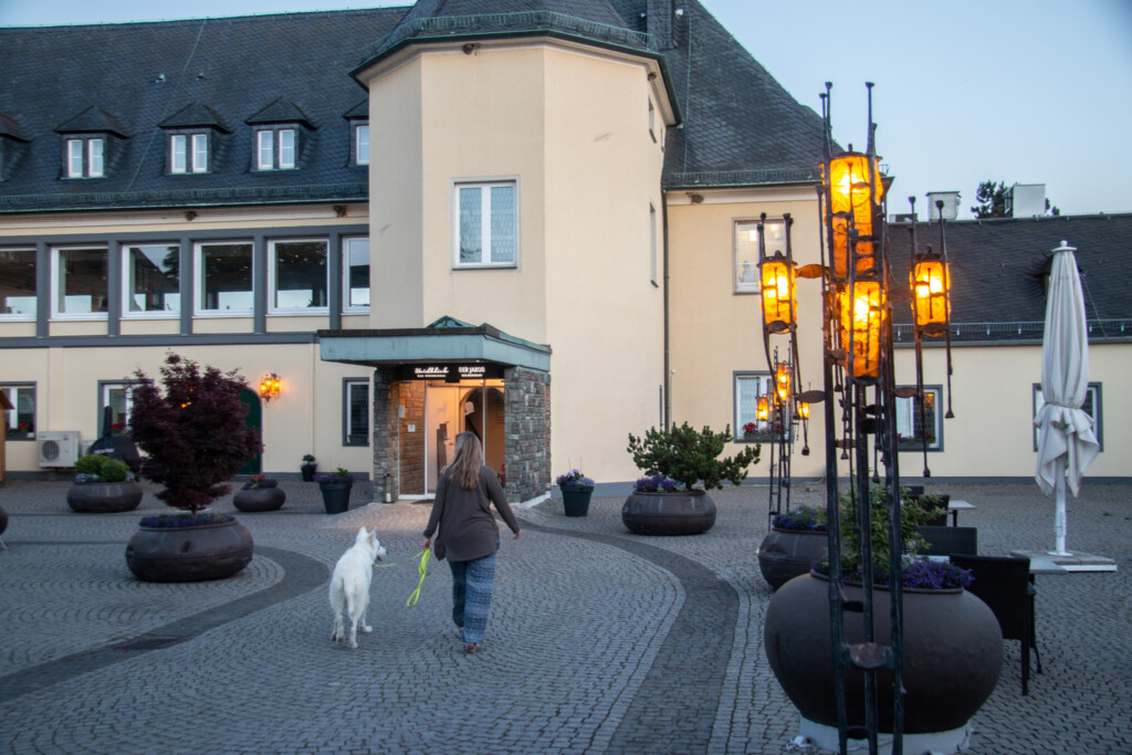 Urlaub mit Hund im Klostergut Jakobsberg